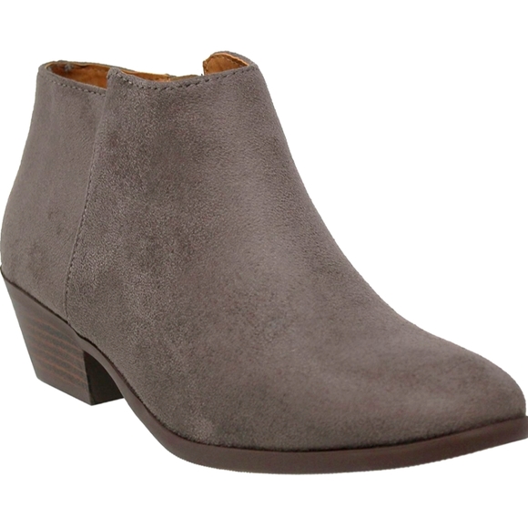 Soda | Shoes | Soda Block Heel Ankle Boots | Poshmark